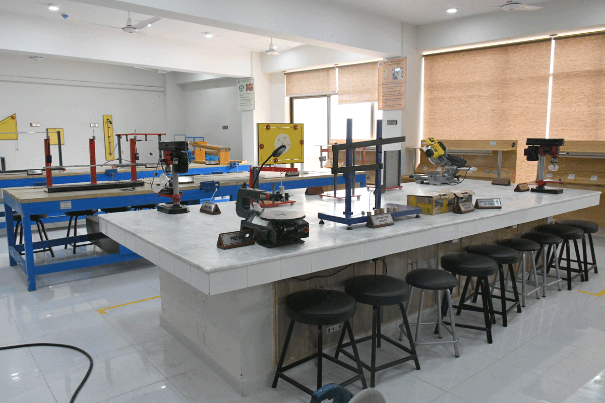 Lab Facilities - NUST Balochistan Campus
